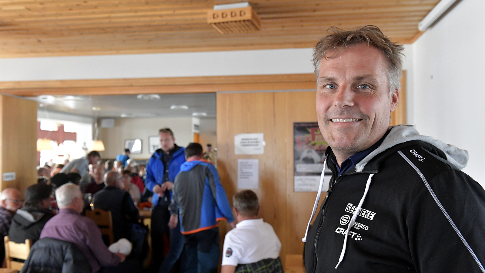 Ola Serneke lämnar VD-post i bolaget – Fjätervålen påverkas inte ...