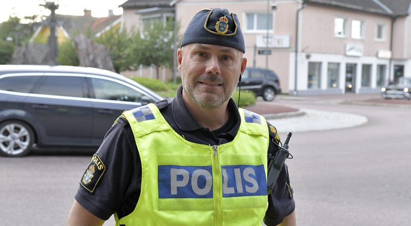 Poliskontroll av mopeder och A-traktorer i Älvdalen - Siljan News