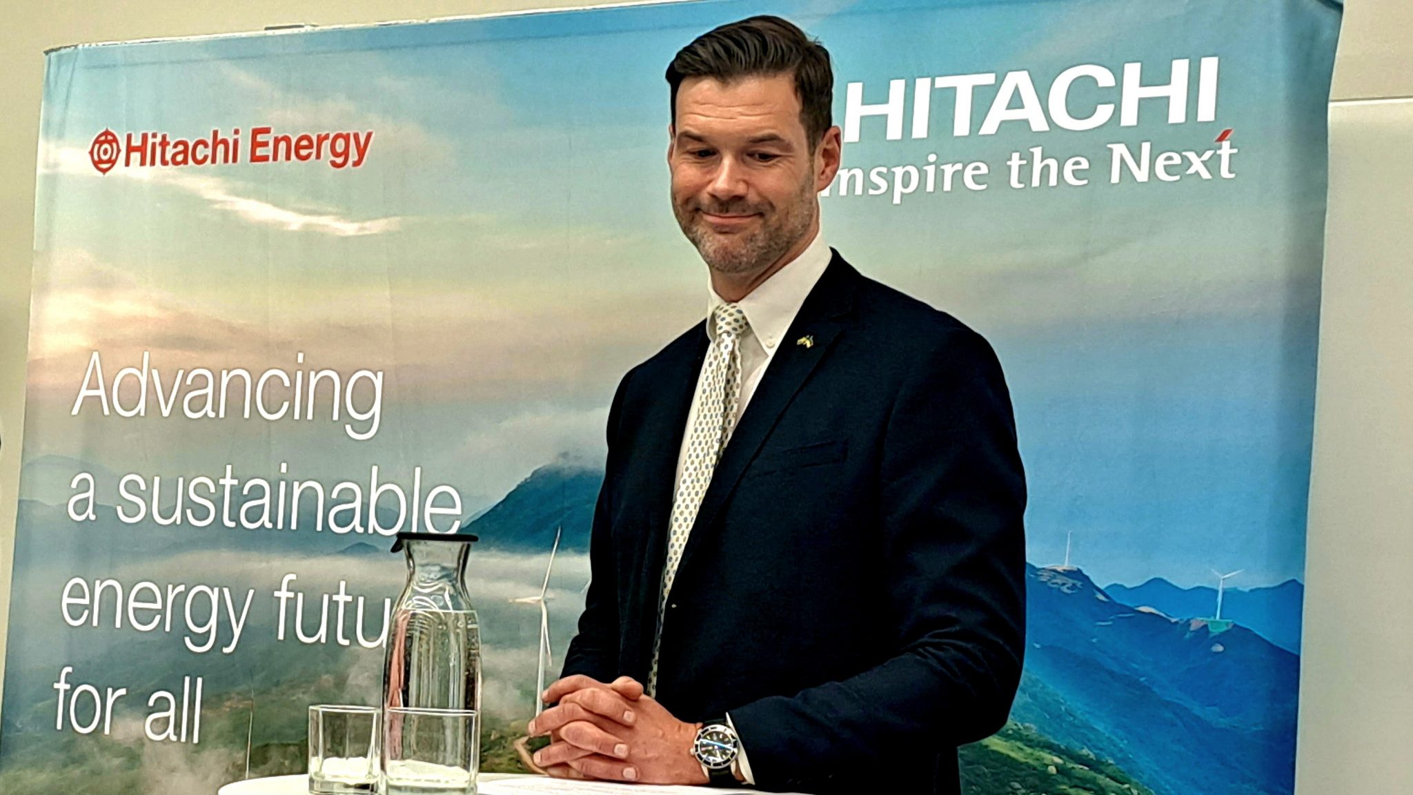 Hitachi Energy i Ludvika firar Sveriges största exportorder någonsin ...