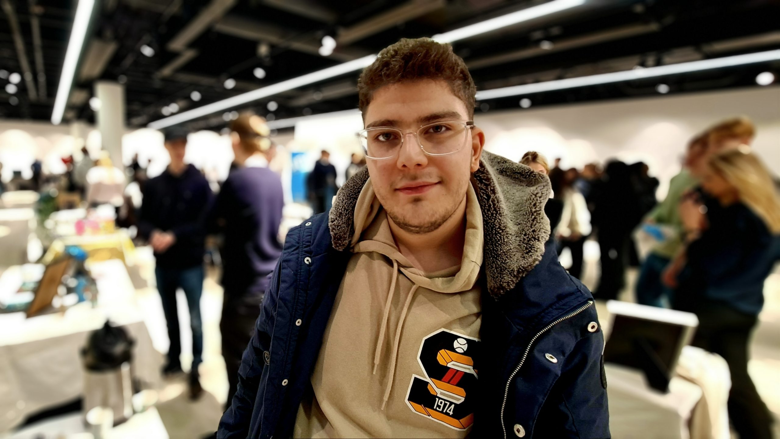 Unga entreprenörer utgår från egna erfarenheter och hittar lösningar ...