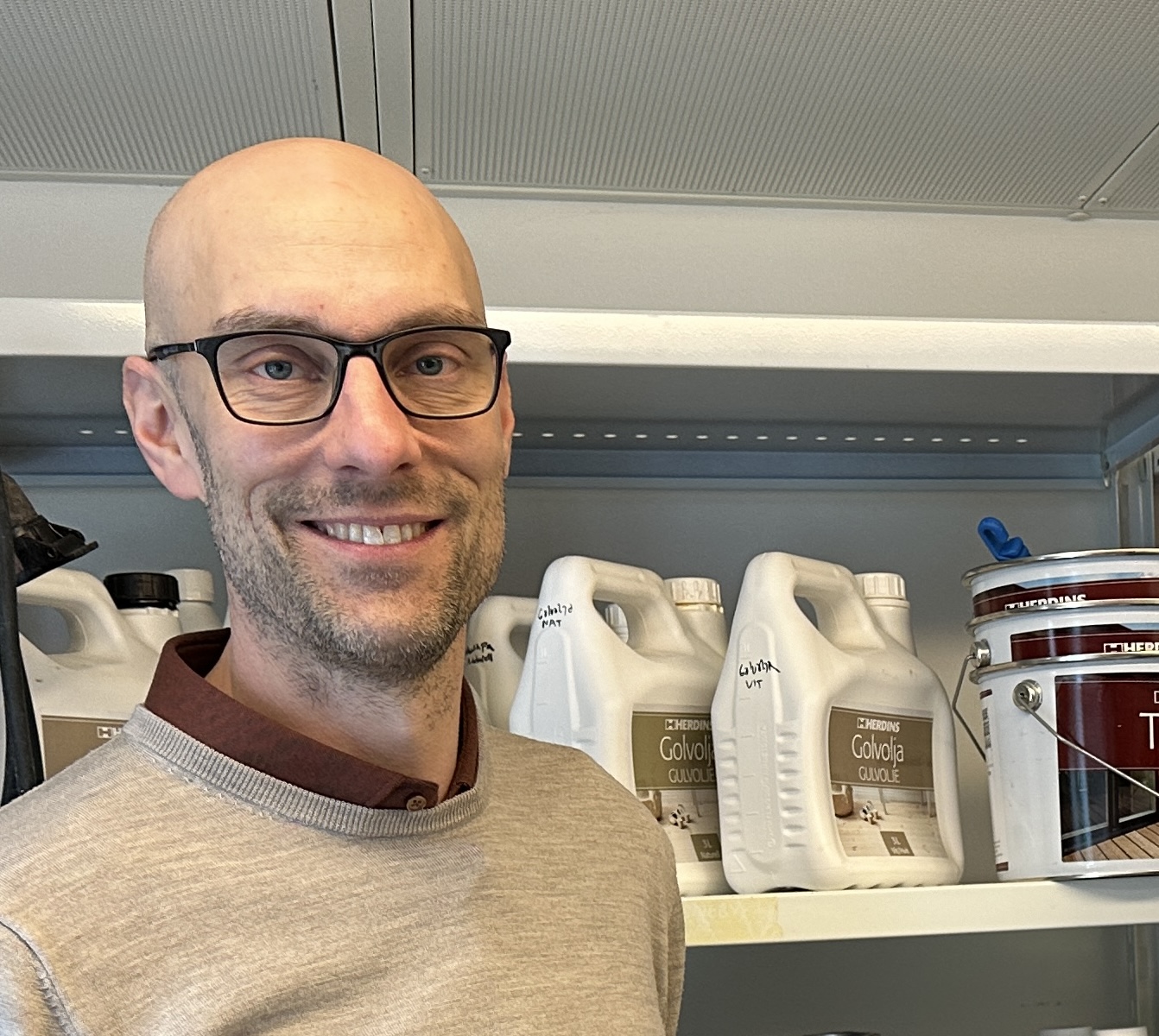 Herdins sätter färg från Dalarna till Maldiverna - Siljan News