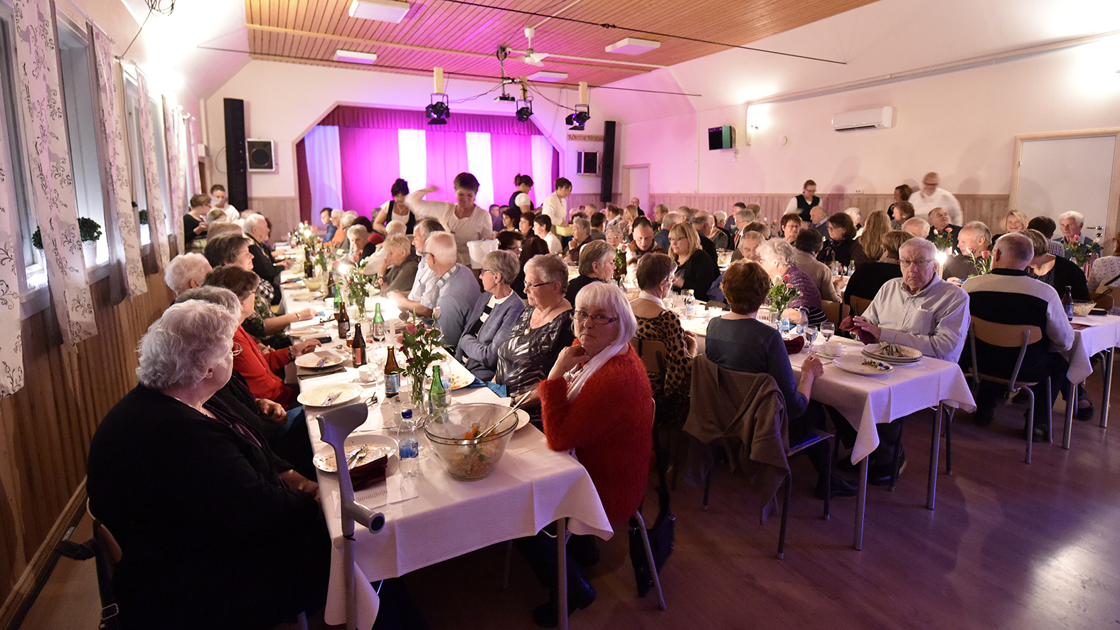 Brunnsbergs bystuga firade 100 år - samlingsplatsen som fyller en ...