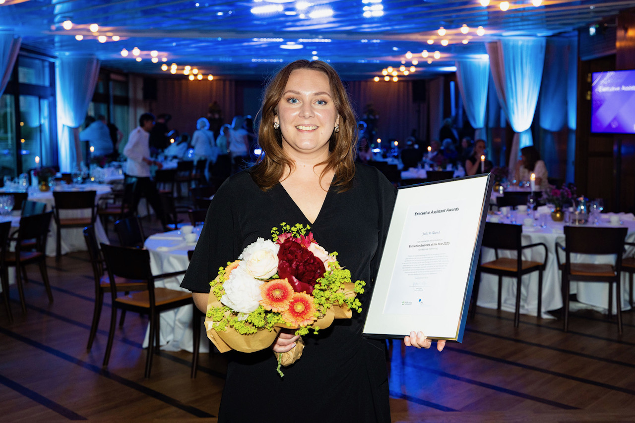 Julia på Hitachi Energy är Sveriges bästa assistent - Siljan News