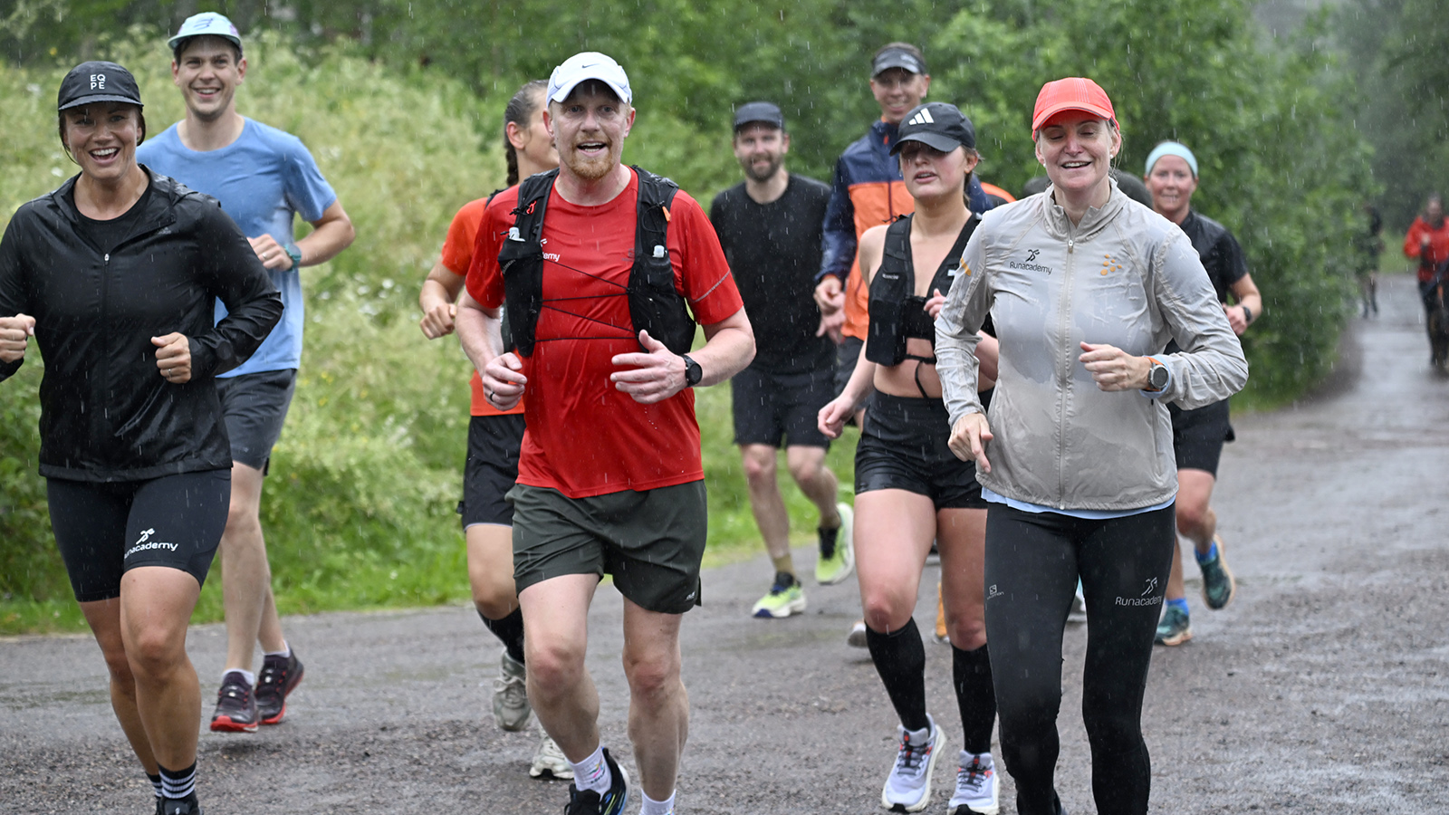 Ultra Run Sälen i hällregn - löpglädje och stöd till barn med obotlig ...