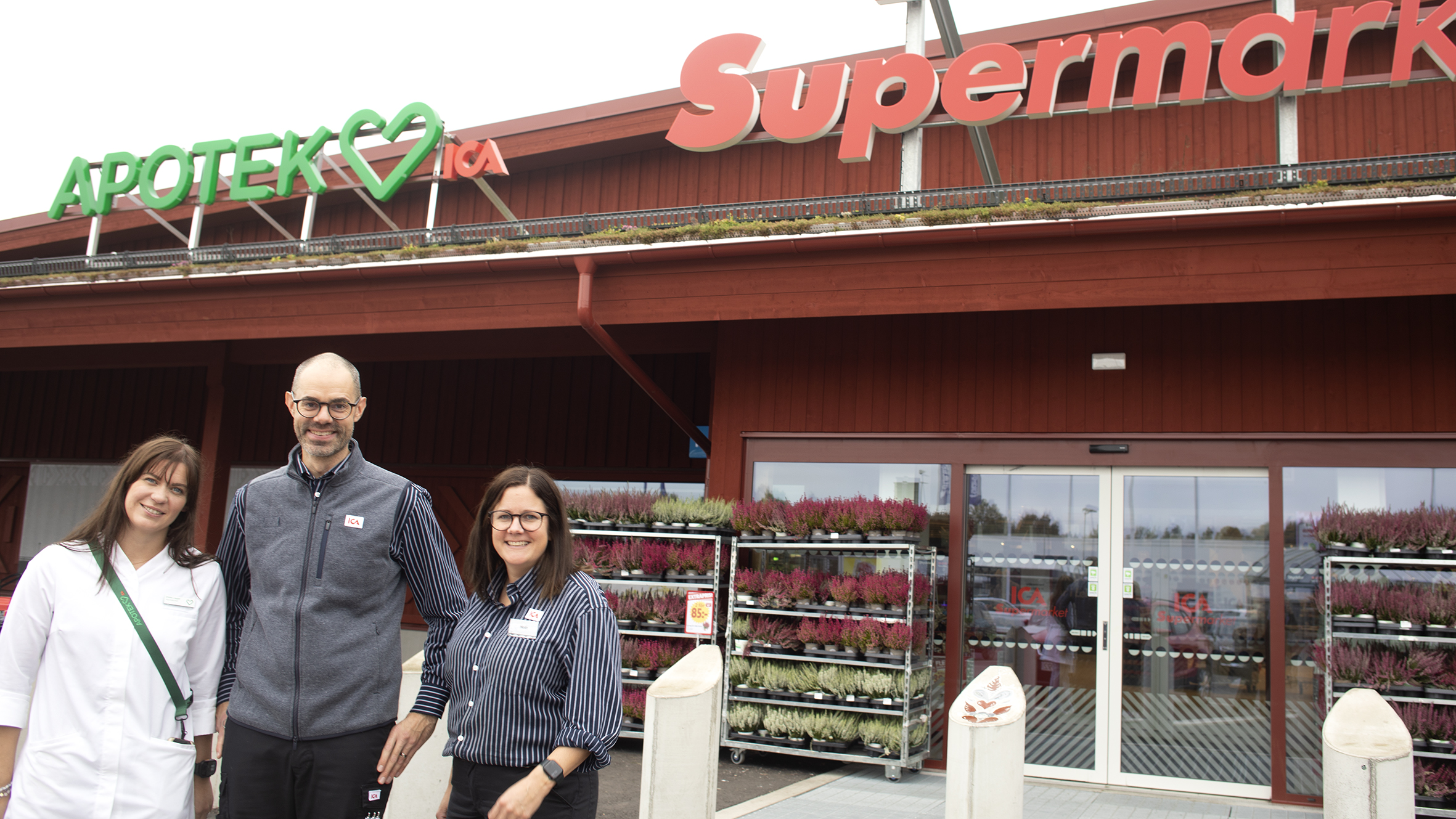 Stark start för nya ICA och Apotek Hjärtat i Leksand - Siljan News